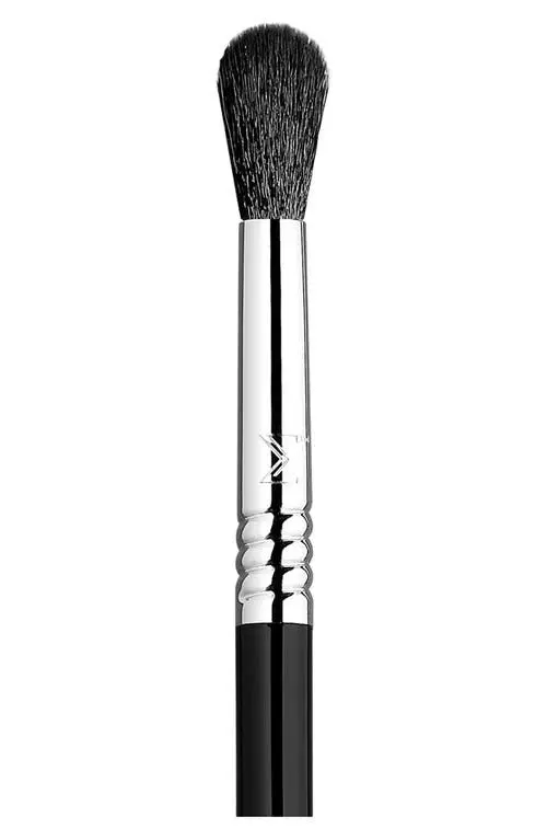 SIGMA BEAUTY E40 Tapered Blending Brush - No Color