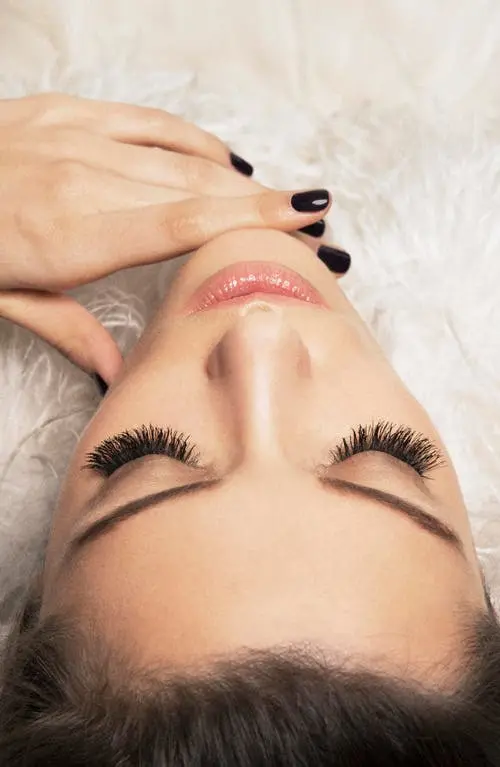 STILA Huge Extreme Lash Mascara - Black