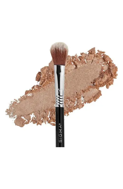 SIGMA BEAUTY F03 High Cheekbone Highlighter Brush - No Color