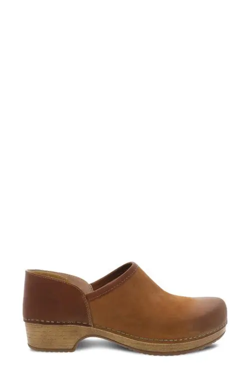 Dansko Brenna Clog - Tan Suede
