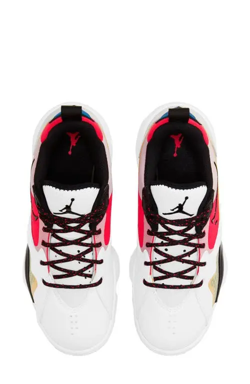 JORDAN Zoom '92 Sneaker