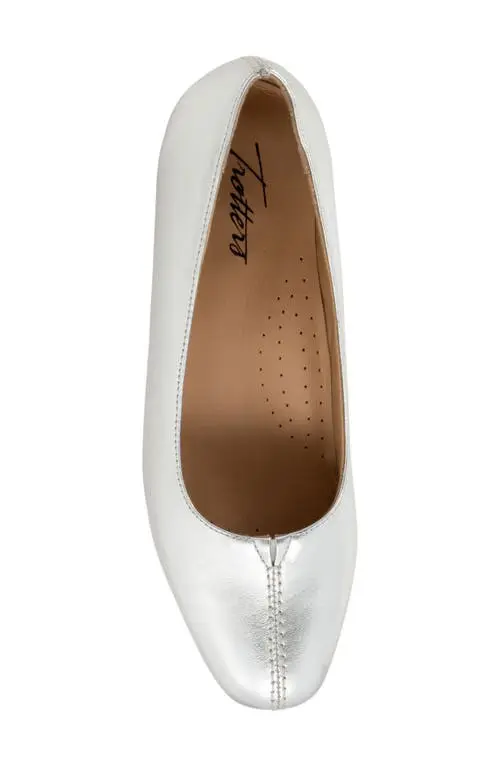 Trotters Doris Pump