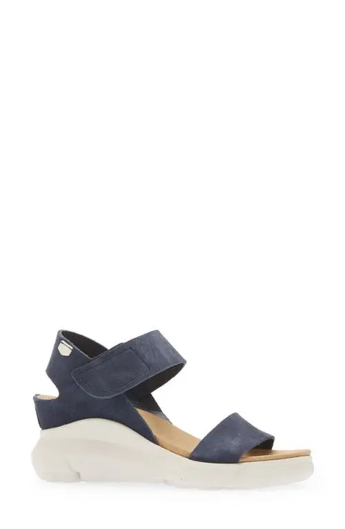 ON FOOT Java Platform Wedge Sandal