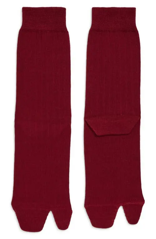 MAISON MARGIELA Tabi Socks - Burgundy