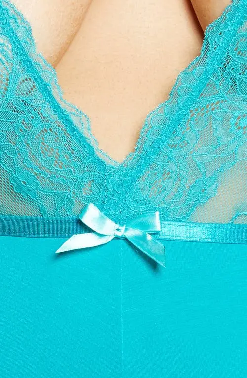 OH LA LA CHERI Plunge Neck Lace Teddy