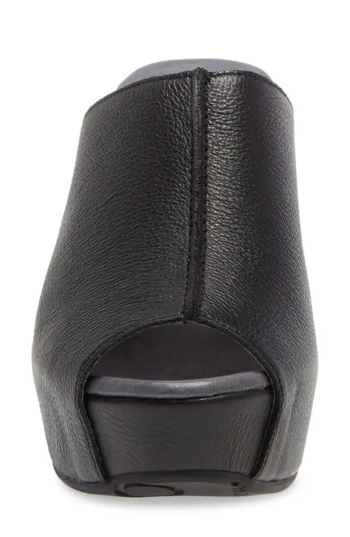 CHOCOLAT BLU Wynn Peep Toe Mule - Black Leather