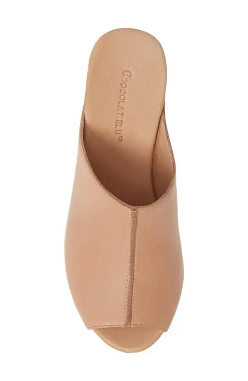 CHOCOLAT BLU Wynn Peep Toe Mule - Nude Leather
