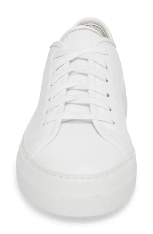 COMMON PROJECTS Tournament Low Top Leather Sneaker