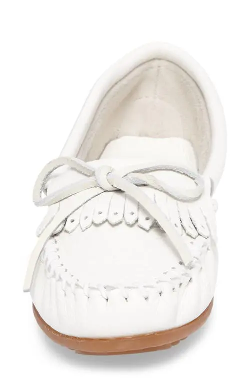 Minnetonka Kilty Moccasin Loafer - White Leather