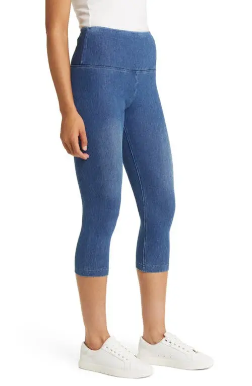 Lyssé Ntials Denim Capri Leggings - Midwash