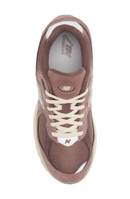 NEW BALANCE 2002r Athletic Sneaker - Black Fig