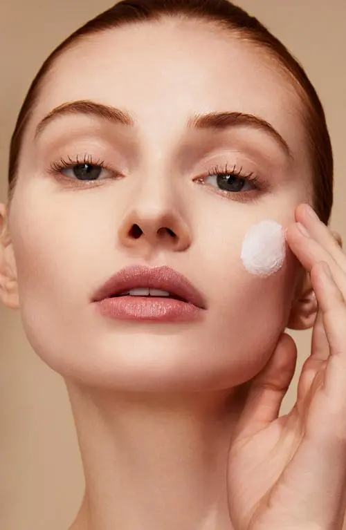CLE DE PEAU BEAUTE Skin-refining Clay Scrub - None
