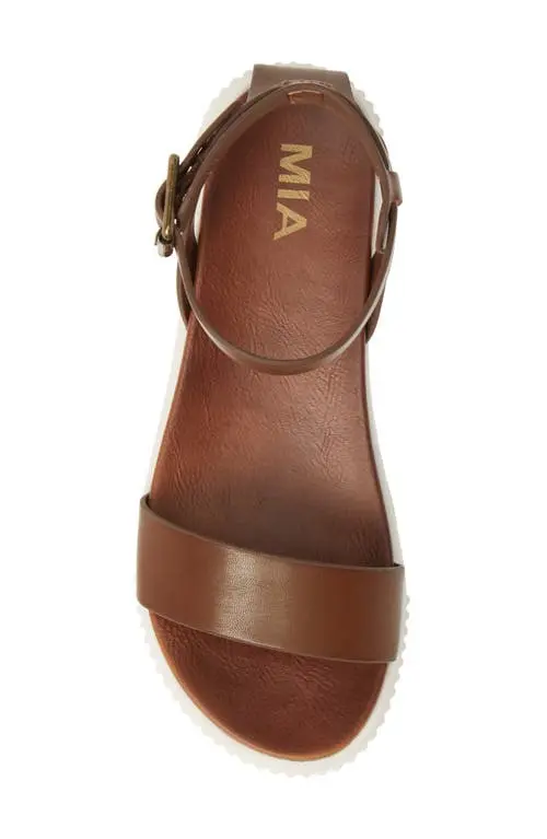 Mia Lunna Platform Sandal
