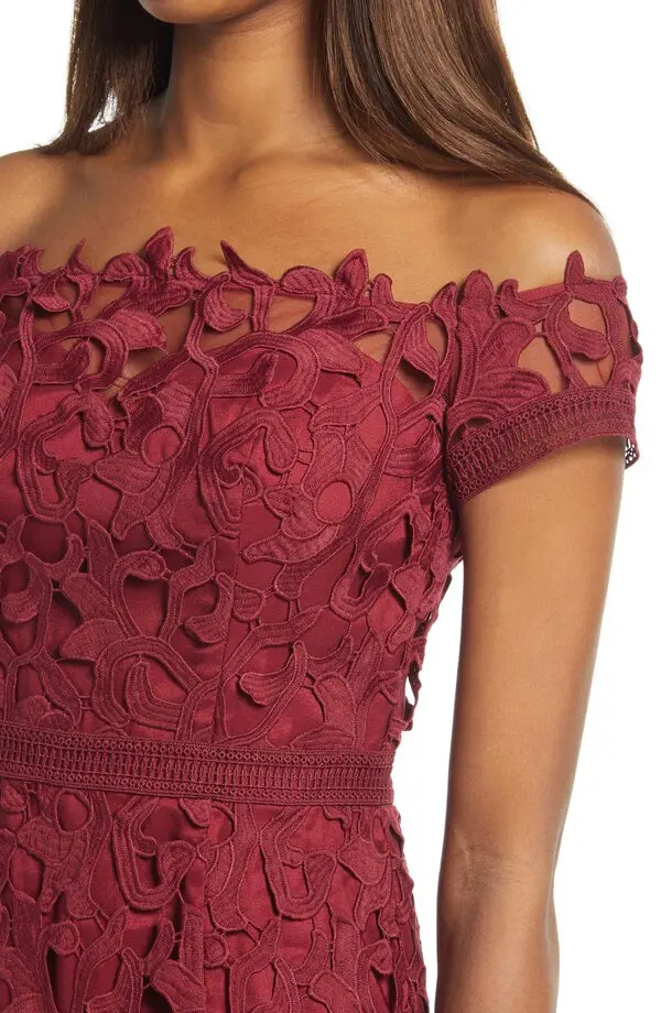 chinese dress ladies Puff Sleeve Lace Long Midi Dress in Red