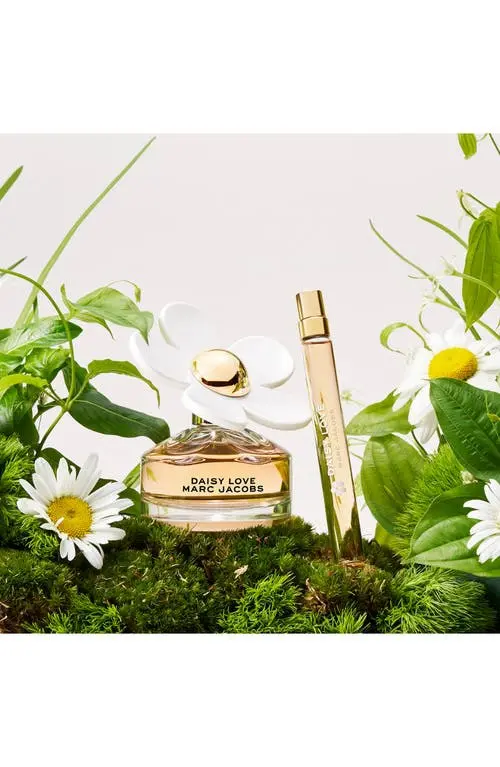 Marc Jacobs Daisy Love Eau De Toilette