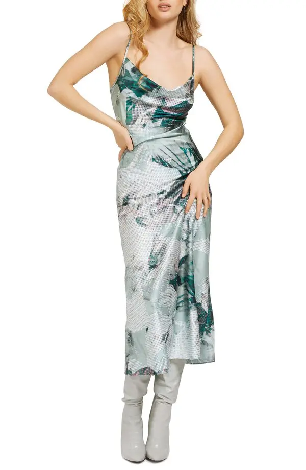 guess satin slip dress Guess SL TULLIA SLIP DRESS - Maxikjoler - silk taupe/due
