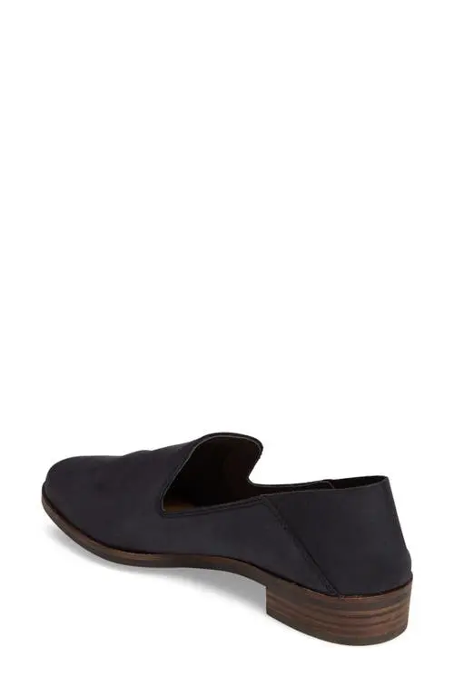 Lucky Brand Cahill Flat