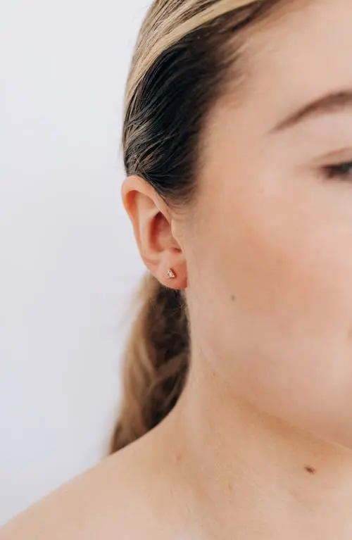 Anzie Cleo Stud Earrings - Gold