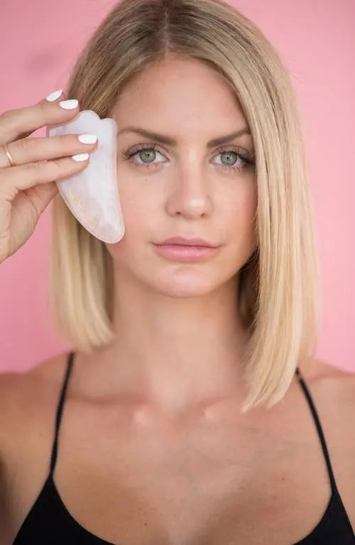 SKIN GYM Rose Quartz Facial Sculpting Tool