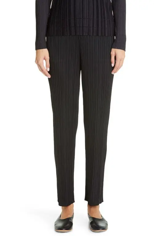Issey Miyake Pleated Ankle Pants - Black