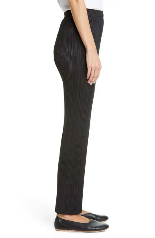 Issey Miyake Pleated Ankle Pants - Black