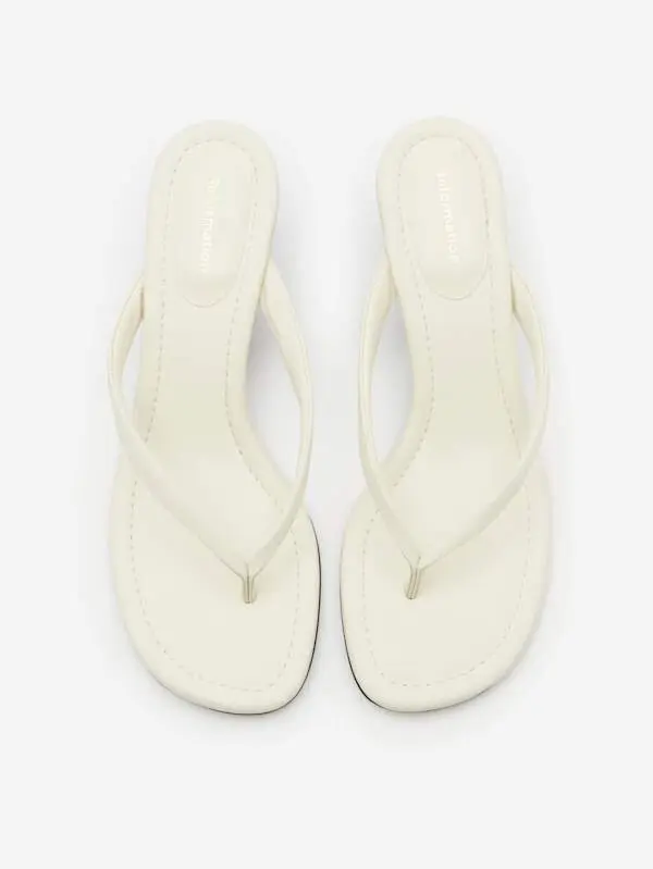 REFORMATION Amelia Thong Wedge Sandal - Ivory