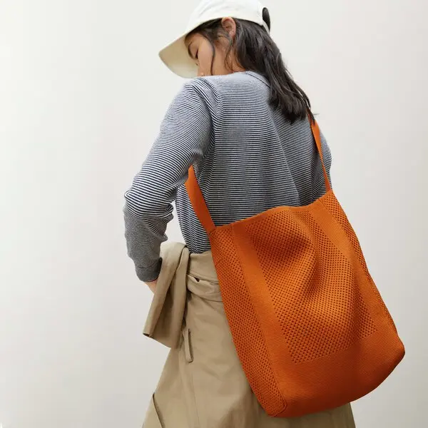 Everlane Do-it-all Tote Bag