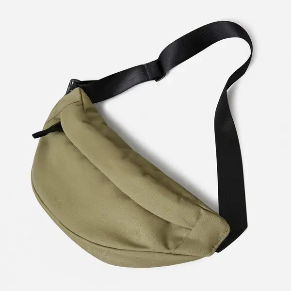 Everlane Renew Transit Bag Peat Editorialist
