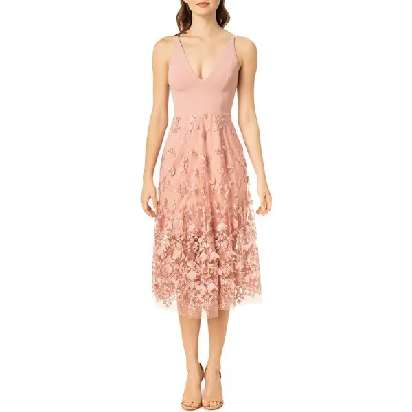 Dress The Population Darleen V-Neck Embroidered Mesh Cocktail Dress - Blush  | Editorialist