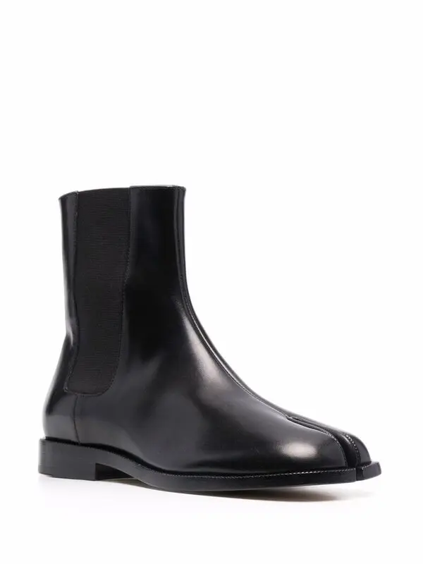 MAISON MARGIELA Tabi Leather Chelsea Boots