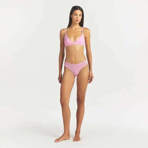 SKIMS Thong | Medium Neutral | | Fits Everybody - Bubble Gum