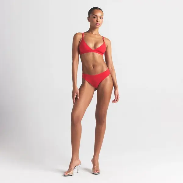SKIMS Fits Everybody Thong - Cherry