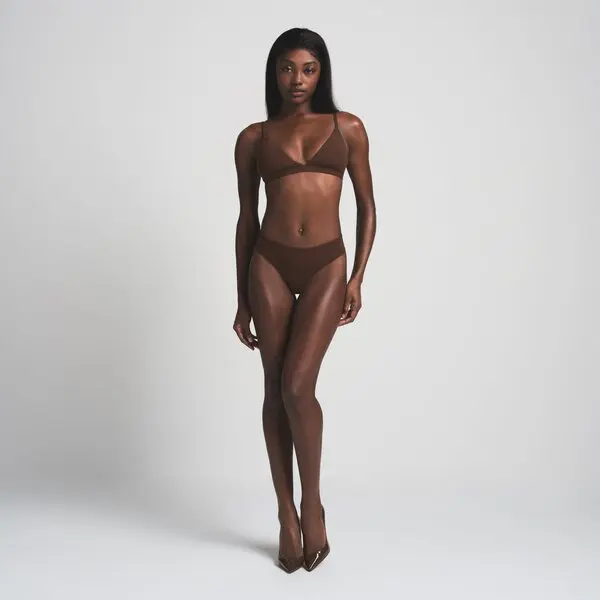 SKIMS Fits Everybody Thong - Cocoa