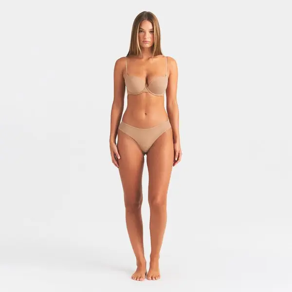 SKIMS Thong | Medium Neutral | | Fits Everybody - Ochre