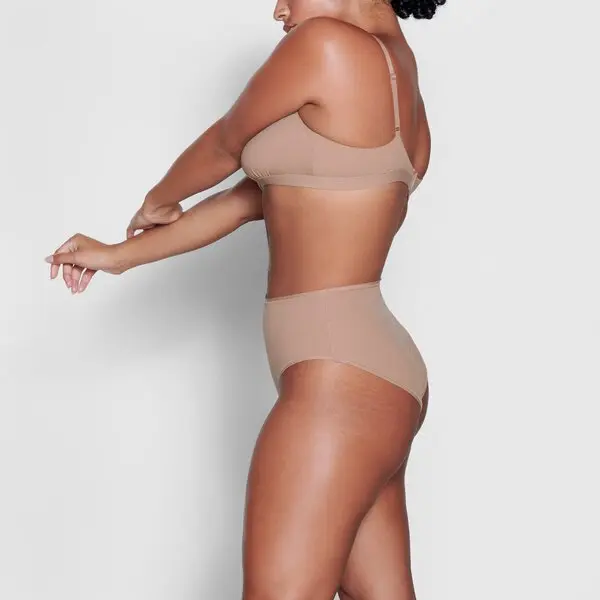 SKIMS Full Brief | Red | | Fits Everybody - Sienna
