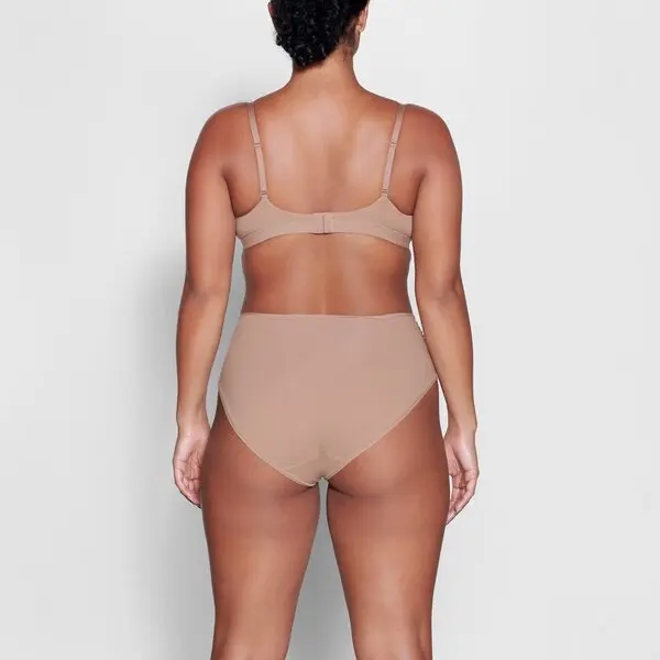 SKIMS Full Brief | Red | | Fits Everybody - Sienna
