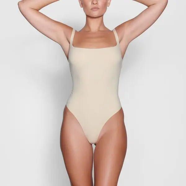 SKIMS Fits Everybody Square Neck Bodysuit - Sand