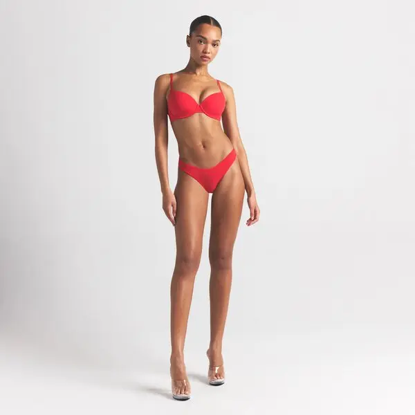SKIMS Fits Everybody Dipped Front Thong - Cherry