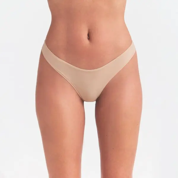 SKIMS Dipped Front Thong | Medium Neutral | | Fits Everybody - Clay