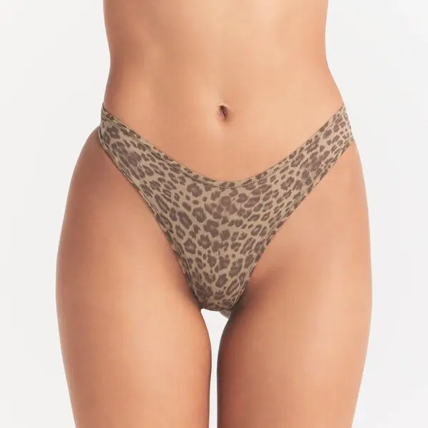 SKIMS Dipped Front Thong | Medium Neutral | | Fits Everybody - Desert Leopard Ink Print
