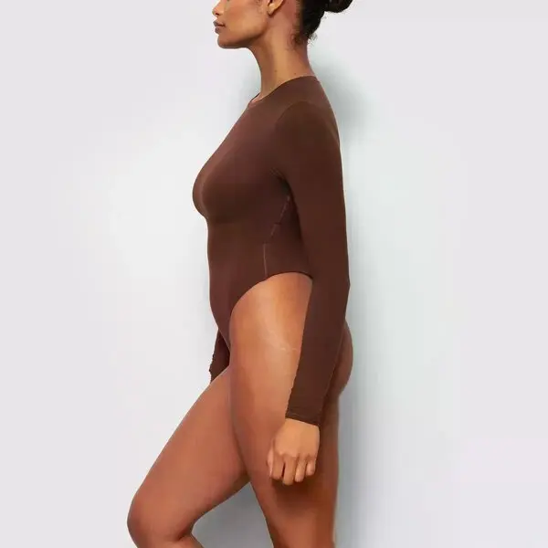 SKIMS Fits Everybody Long Sleeve Crew Neck Bodysuit - Cocoa