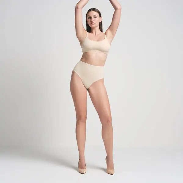 SKIMS High Waisted Thong | Medium Neutral | | Fits Everybody - Sand