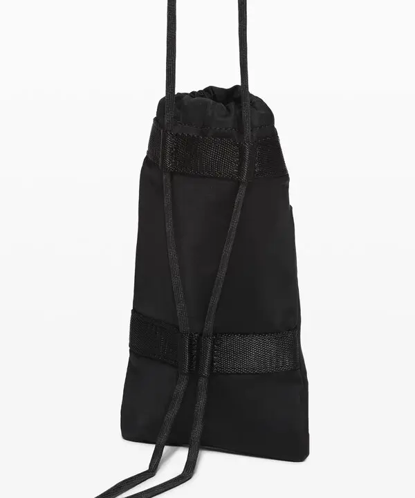 Lululemon Play Forward Crossbody Pouch