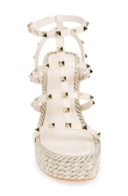 Valentino Garavani Rockstud Torchon Wedge Sandal - Light Ivory