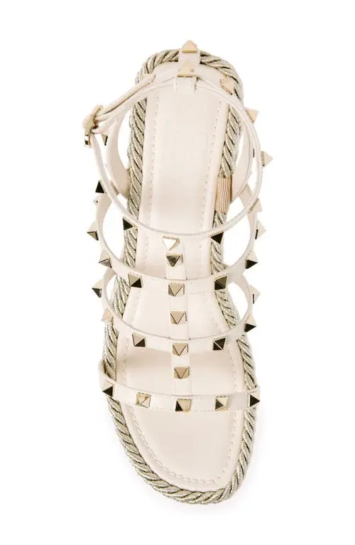 Valentino Garavani Rockstud Torchon Wedge Sandal - Light Ivory