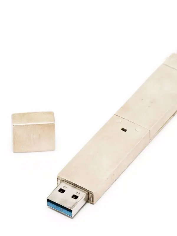 PARTS OF FOUR Usb Pendant Necklace