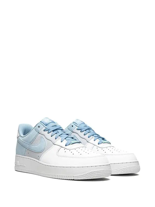 Nike Air Force 1 '07 Lv8 Sneakers - White
