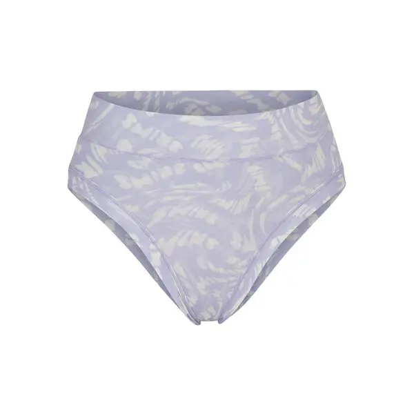 SKIMS Summer Mesh Brief