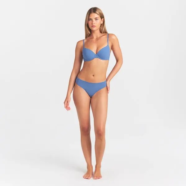 SKIMS T Shirt Bra | Medium Neutral | | Fits Everybody - Arctic