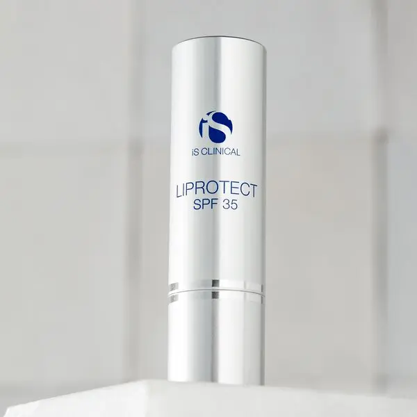 IS CLINICAL Liprotect Spf 35 5 G